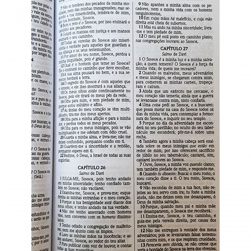 Bíblia Sagrad Cruz Possui Tamanho Grande Ultra Fina Slim - WebContinental
